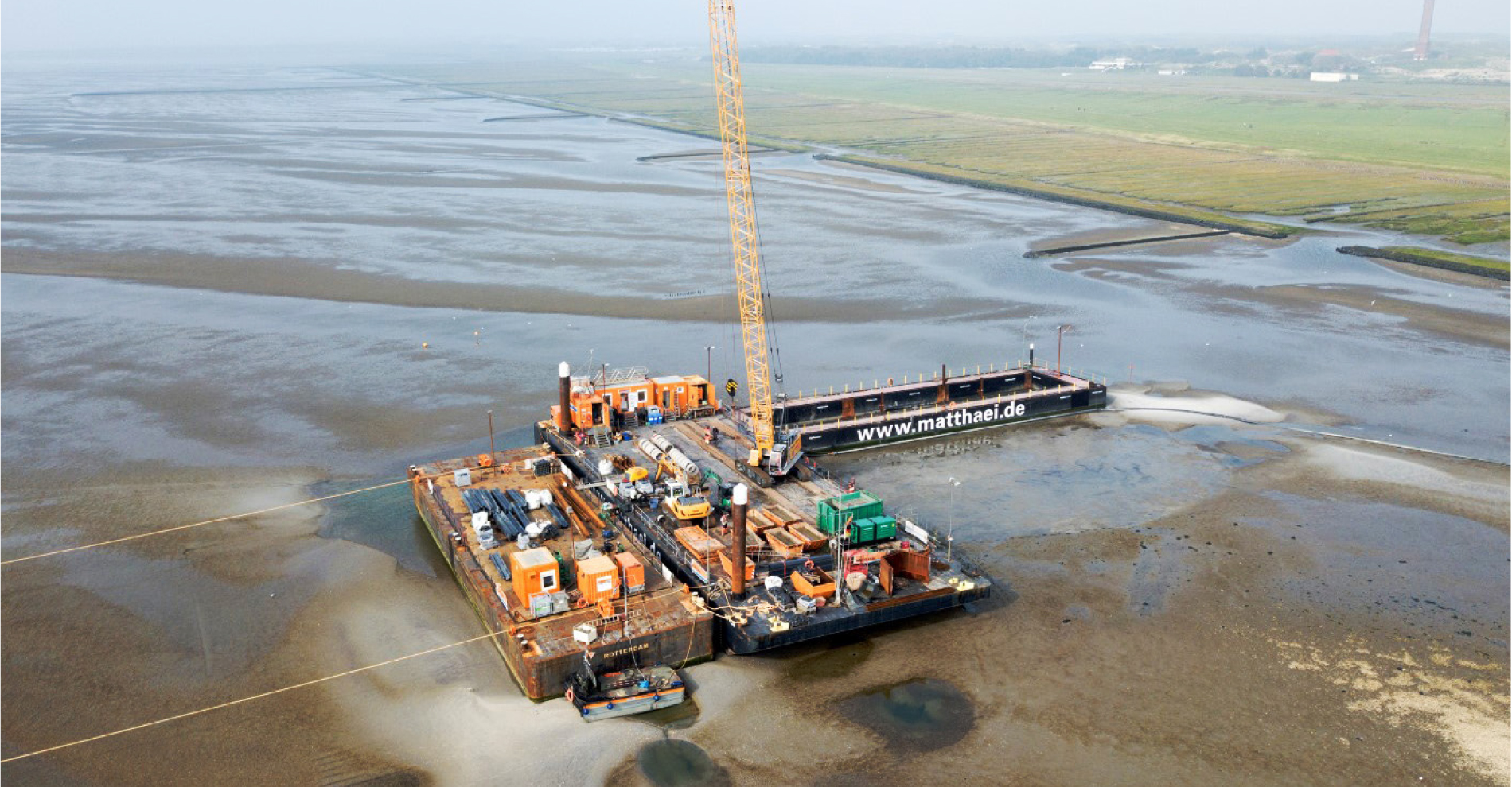 Offshore grid connection